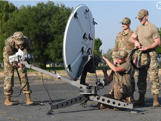 Oregon Airmen, Soldiers Train to Set up Communications Capability ...